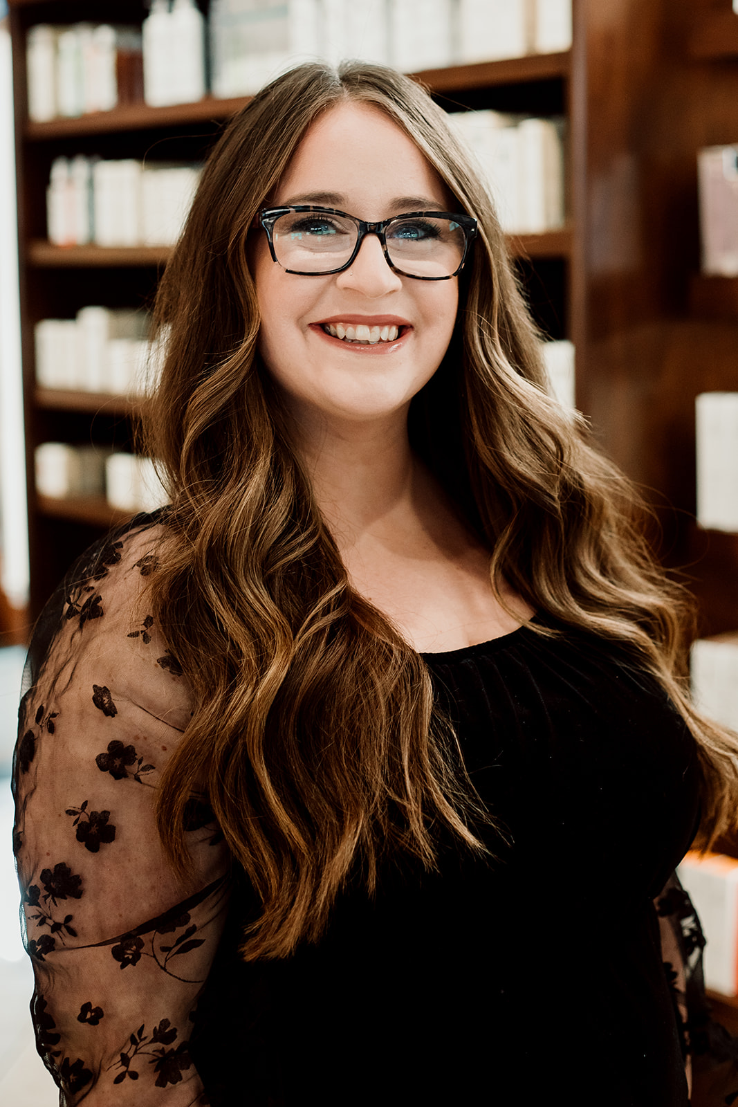 Ariel C - Cole's Salon