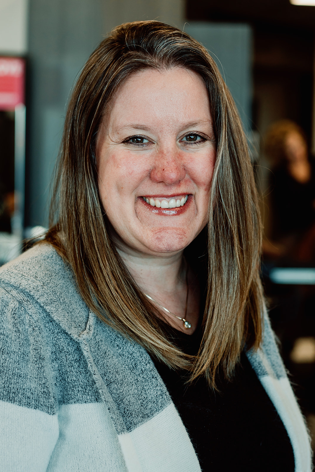 Linnaea R - Cole's Salon