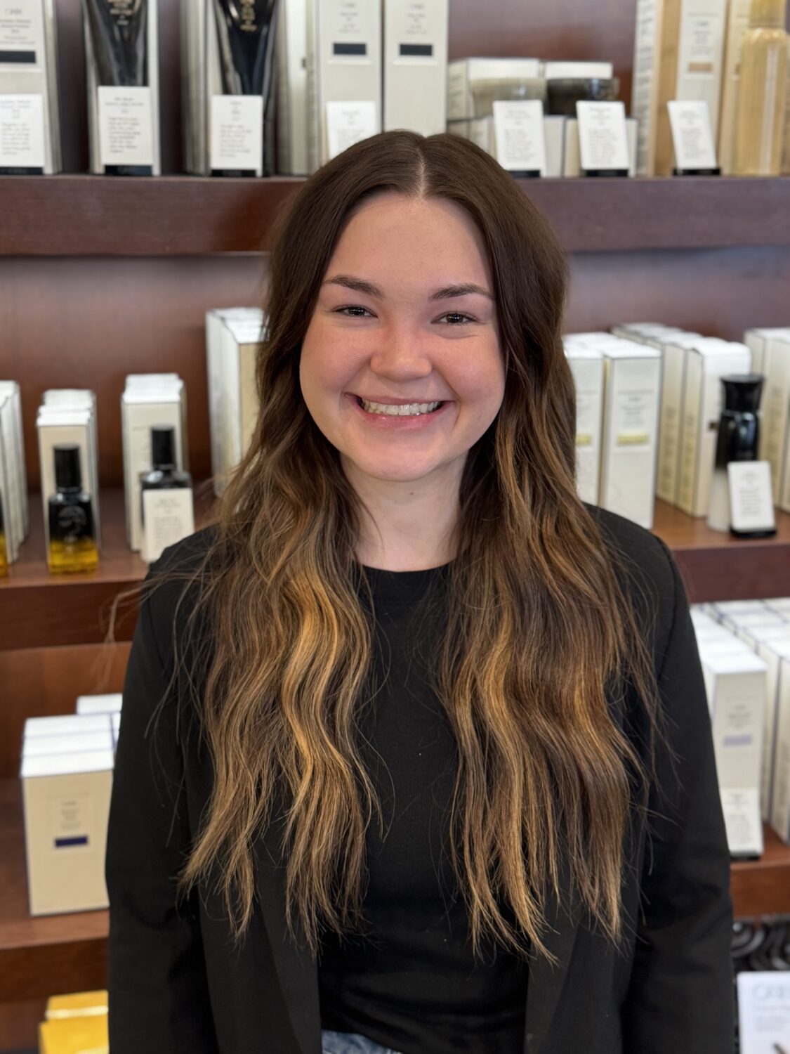 Ava T - Cole's Salon