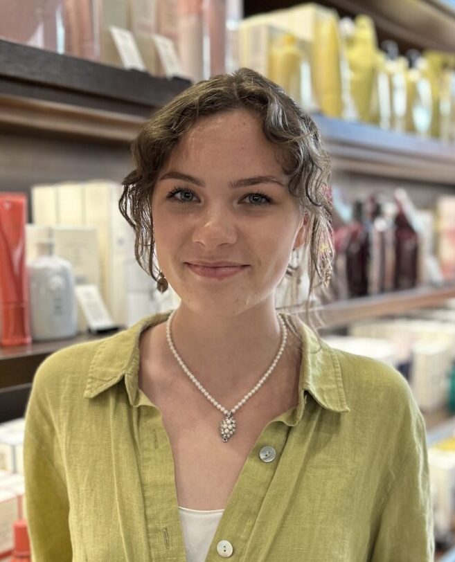 Delaney S - Cole's Salon